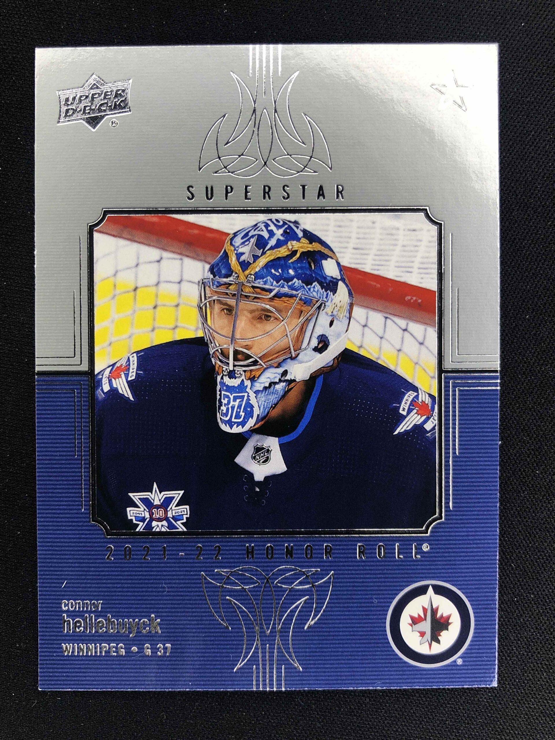 2021/2022 Upper Deck Series 1 Honor Roll HR-38 Connor Hellebuyck Inzert ...